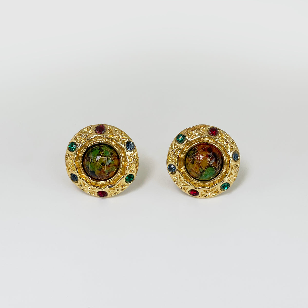 Vintage Earclips - Équinoxe baroque – Sony Chan Selects