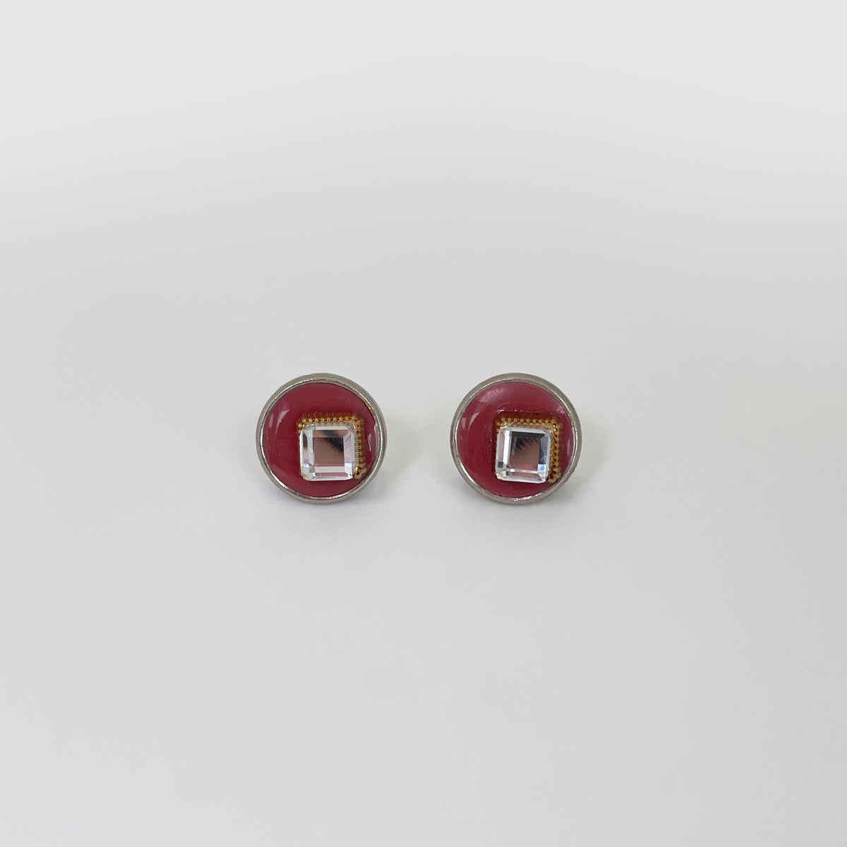 Vintage Pierced Earrings - La danseuse espagnole – Sony Chan Selects